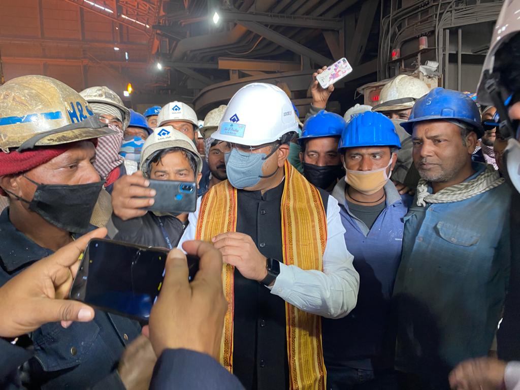 Mission Purvodaya | Pradhan emphasizes role of SAIL steel plants in to ...