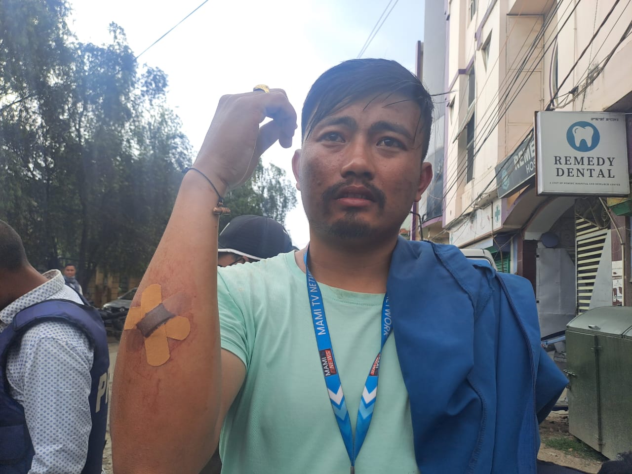 Miscreants flashing sophisticated weapons walks freely in Imphal – KRC ...