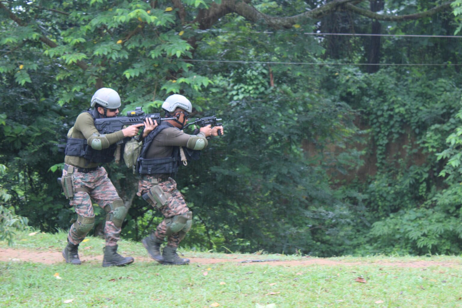 GOC RED SHIELD DIVISION VISITS ARMY TRAINING FACILITY IN TRIPURA – KRC ...